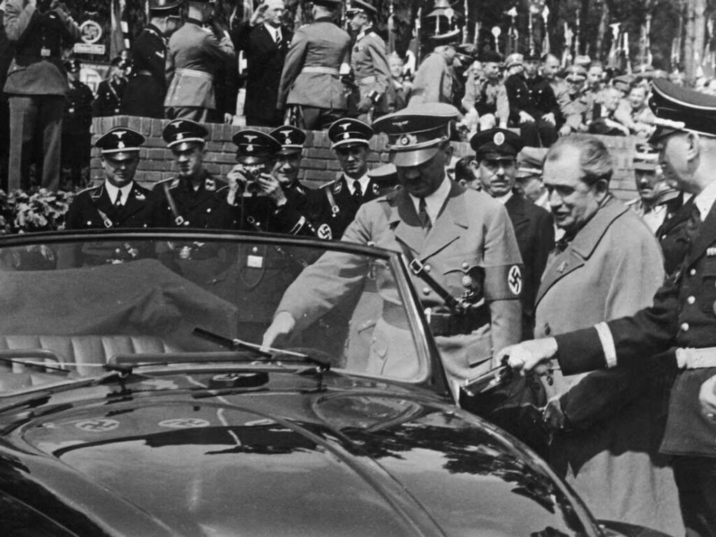 Los Coches del Poder Nazi: Mercedes-Benz 770 | SuperAuto