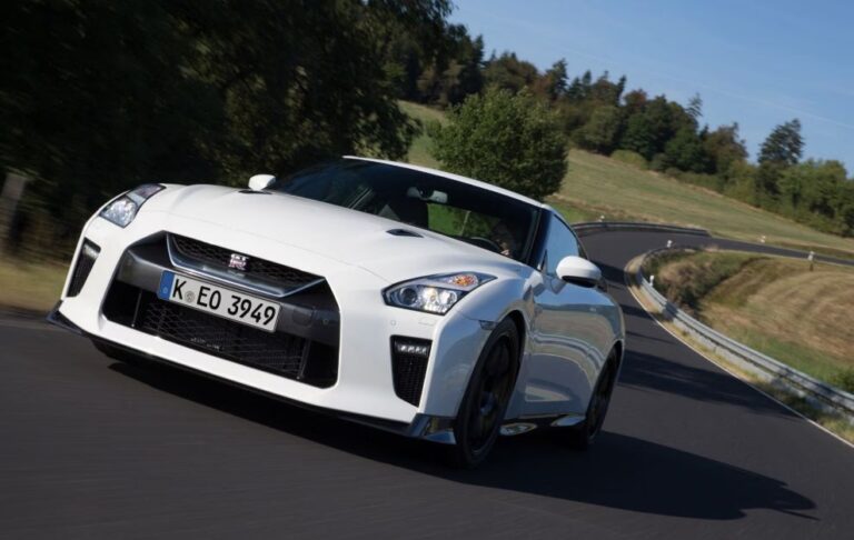 Marcas de Autos que Comienzan con la Letra R | SuperAuto